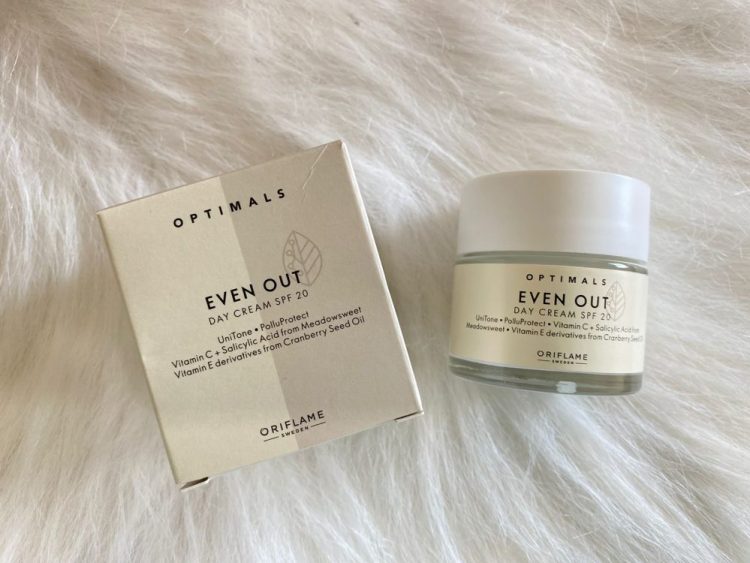 4 Langkah Mencerahkan Wajah dengan Optimals Even Out